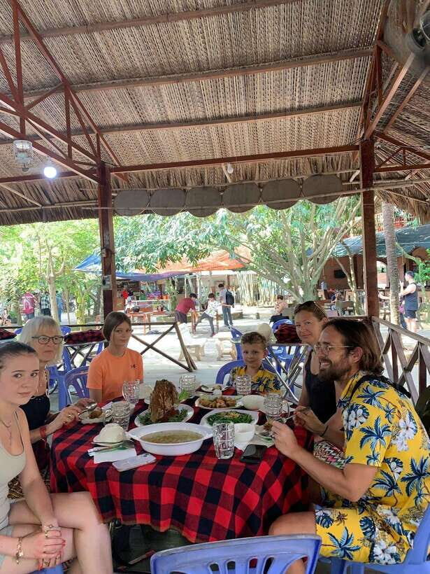 Ho Chi Minh City Sightseeing Tour With Mekong Delta Cruise - Tasting and Learning in the Mekong