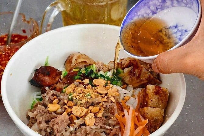 Ho Chi Minh City Street Food Cycling Private Tour By Bicycle - The Itinerary: What to Expect