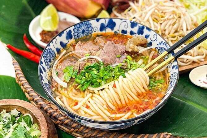 Ho Chi Minh City Street Food Tour With Students - Key Points