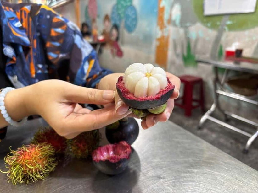 Ho Chi Minh City: Street Food Walking Tour and Local Stories - Deep Dive into the Experience