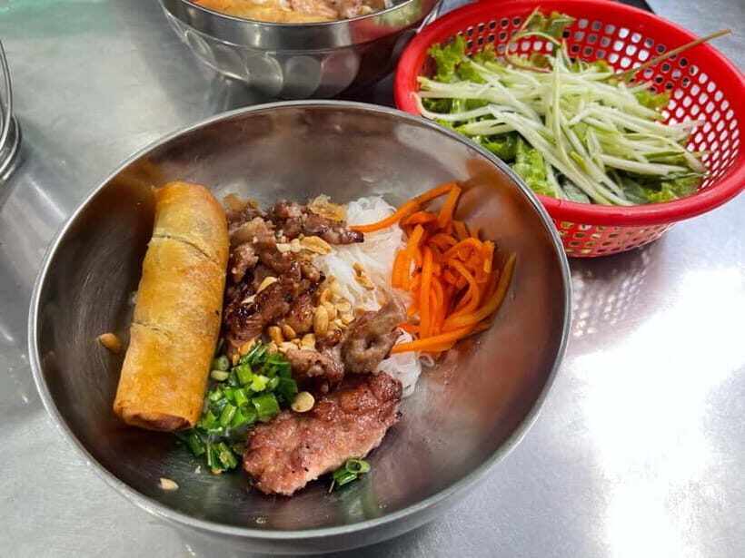 Ho Chi Minh City: Super Niche Walking Street Food Tour - Key Points