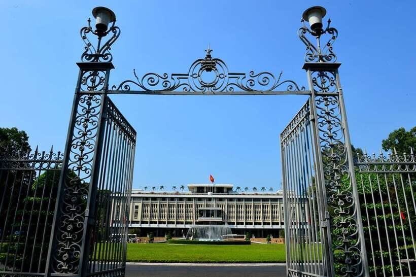 Ho Chi Minh City Tour with Colonial Heritage and Chinatown - Key Points