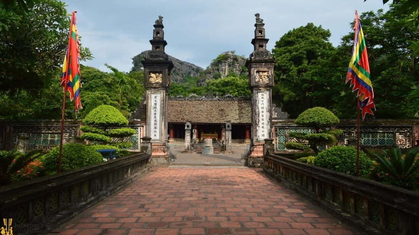 Hoa Lu: History, Culture, and Food Half-Day Walking Tour - Visiting Tuyet Tinh Coc