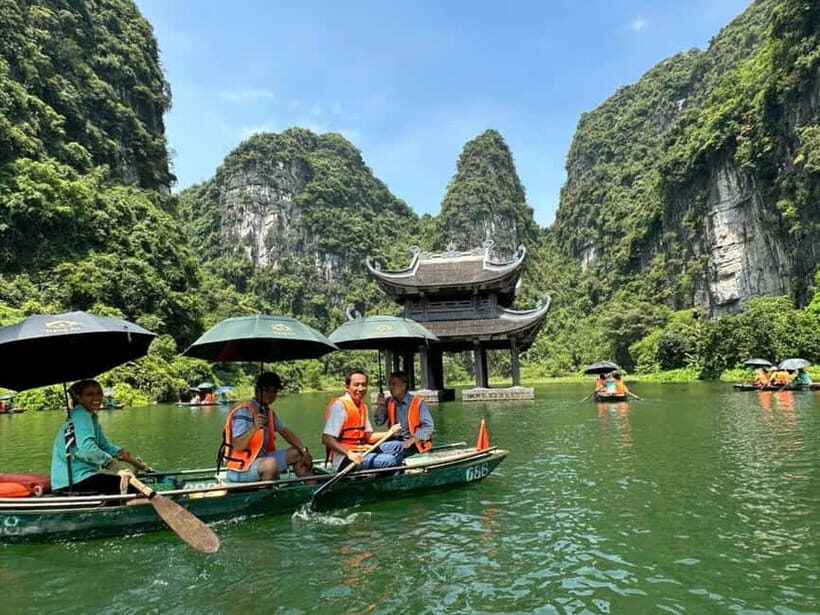 Hoa Lu - Trang An Boat Trip & Mua Cave small group tour - A Day in Ninh Binh: What You Can Expect