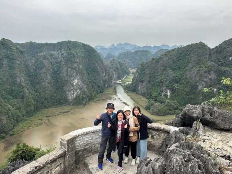 Hoa Lu - Trang An Boat Trip & Mua Cave small group tour - FAQ