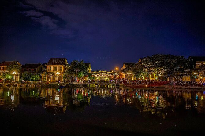Hoai River Boat Trip by Night with Release Lantern - The Sum Up
