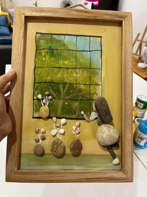 Hoan Kiem Lake: Pebble Stone Art Workshop by ChigiArt - Key Points