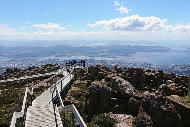 Hobart Hop-On Hop-Off Bus & kunanyi/Mt Wellington Tour - The Mount Wellington (kunanyi) Experience
