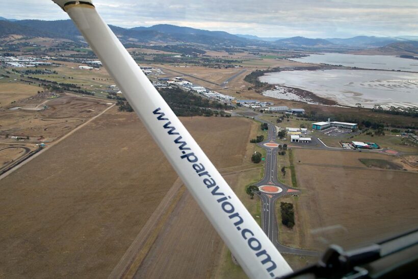 Hobart: Introductory Flying Lesson - What the Experience Looks Like