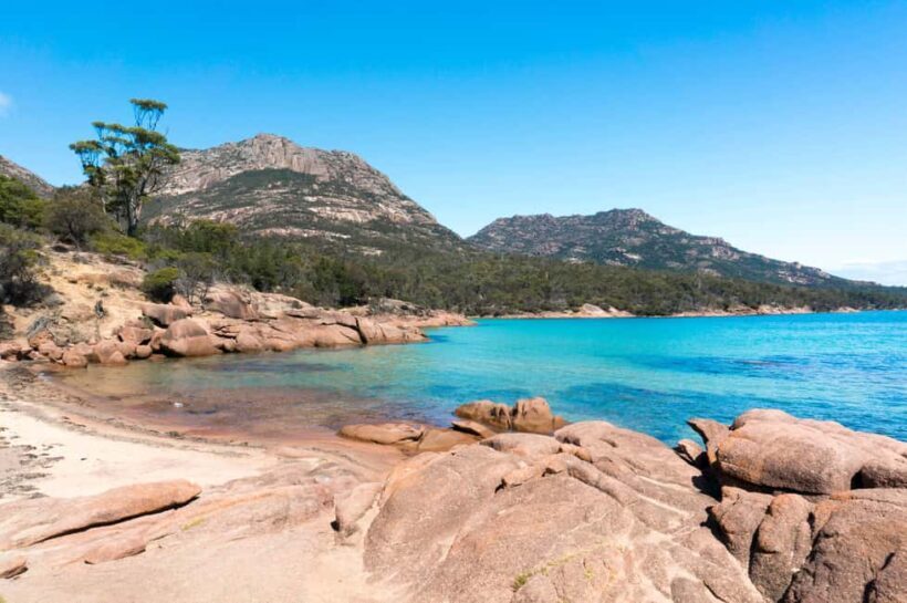 Hobart: Wineglass Bay, Freycinet Park, and Richmond Tour - Practical Details and What to Expect