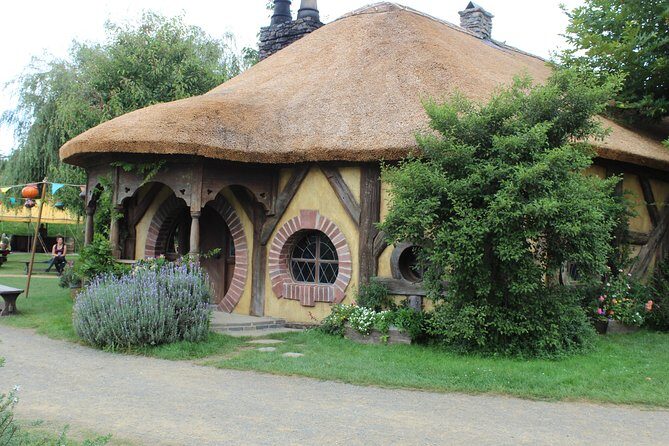Hobbiton Afternoon Tour in Luxury Minibus from Auckland - The Return Journey & Scenic Views
