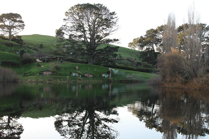 Hobbiton and Waitomo Caves from Auckland - Smaller Group - Transportation and Group Size