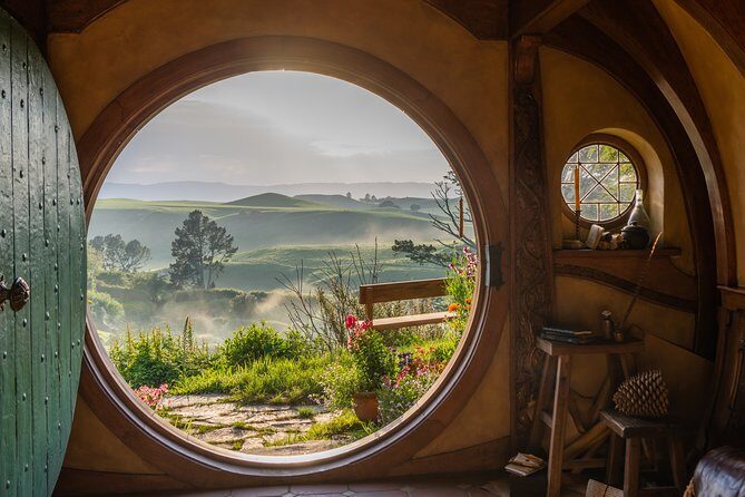 Hobbiton Movie Set Banquet Experience Private Tour From Auckland - Final Thoughts: Who Would Love This?