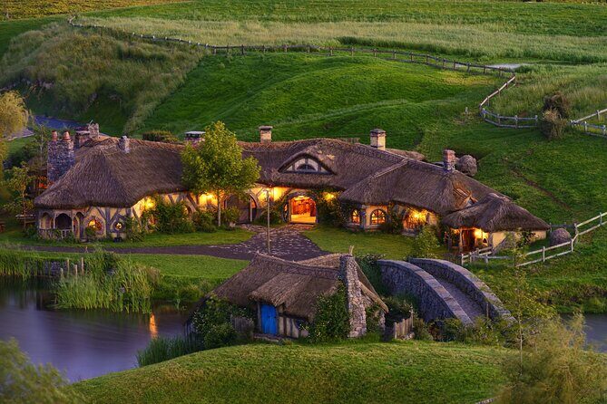 Hobbiton Movie Set Experience: Private Tour From Auckland - Key Points