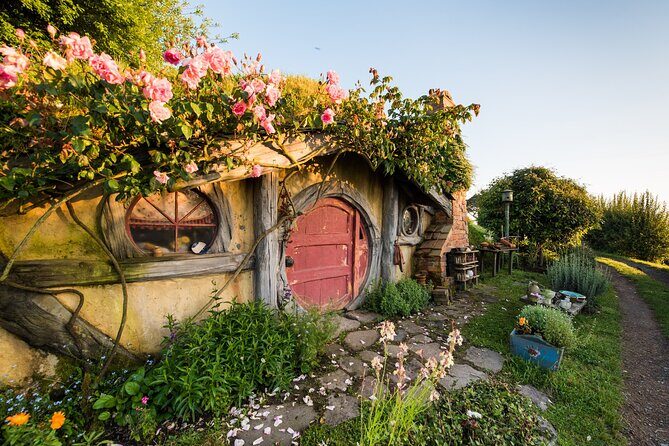 Hobbiton Movie Set Group Tour Early Access (Avoid the crowds!) - What the Reviews Say