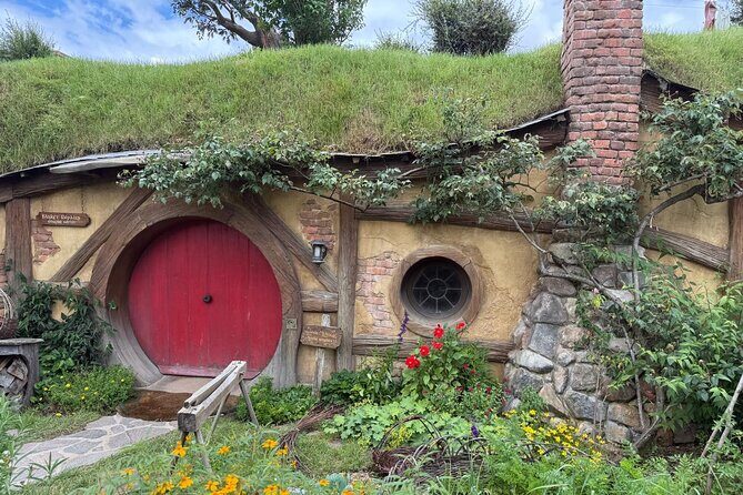 Hobbiton Movie Set Guided Tour - Key Points