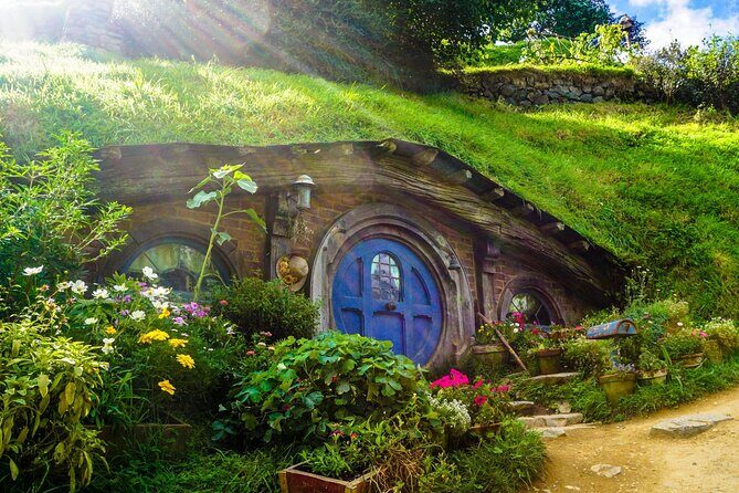Hobbiton Movie Set Tour ( 1-6 travelers ) - The Experience: An In-Depth Look