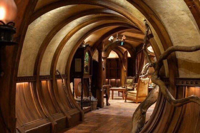 Hobbiton & Rotorua Small Group Tour from Auckland - Who Should Consider This Tour?