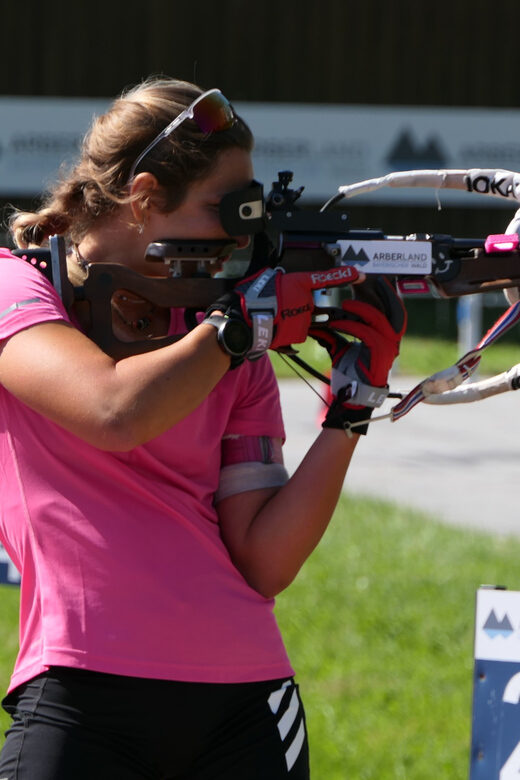 Hohenzollern Skistadion: 1.5-Hour Biathlon Workshop - Exploring the Hohenzollern Skistadion Biathlon Workshop