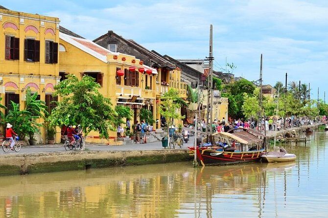 Hoi An Ancient Town Walking Tour Half Day - Craft Workshops and Local Artisans
