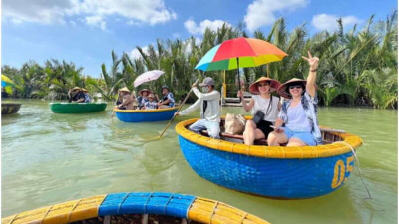Hoi An : Bamboo Basket Boat Ride & Lantern Boat Trip . - Key Points