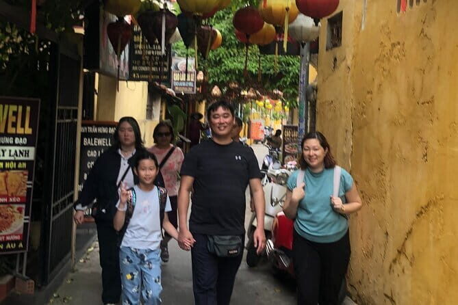 Hoi An city - Tra Que vegetable village & coconut eco tour - An In-Depth Look at the Experience
