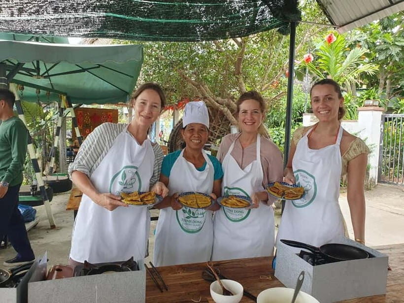 Hoi An Coconut Boat, Lantern Making & Cooking Class Organic - Practical Details