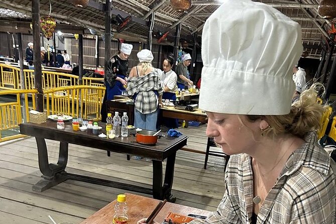 Hoi An Cooking Class with Local Chef - Group Size, Timing, and Practicalities