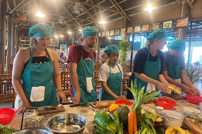 Hoi An Cooking Class With Market Tour and Bamboo Basket Boat Ride - Who Will Love This Experience?