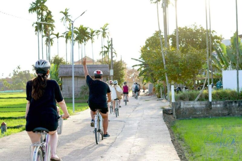 Hoi An Countryside Bike Tour- Tra Que Village & Basket Boat - Key Points