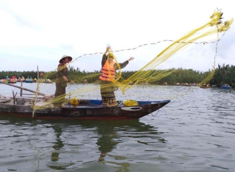 Hoi An: Discover Bamboo Basket Boat Tour with Transportation - Practical Tips for Travelers