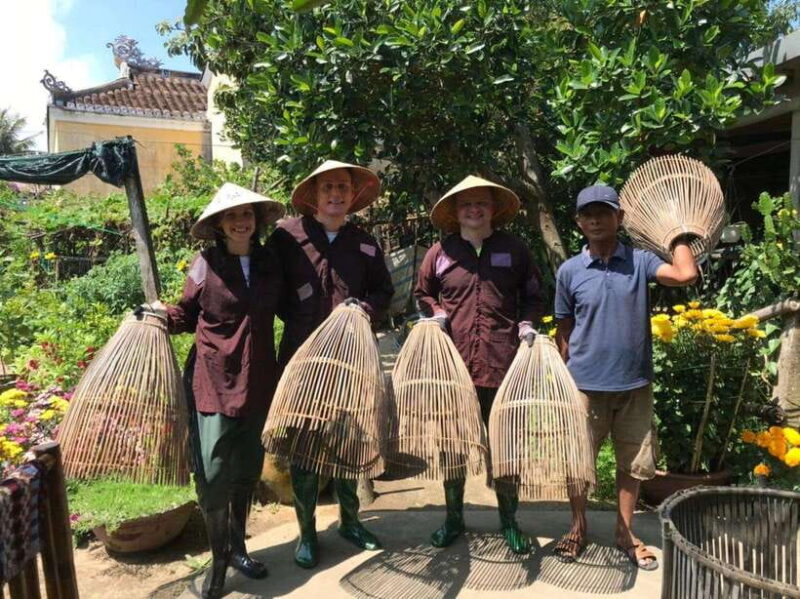 Hoi An : Eco Bicycle Tour with Basket Boat Ride and Lunch - Practical Considerations and Tips