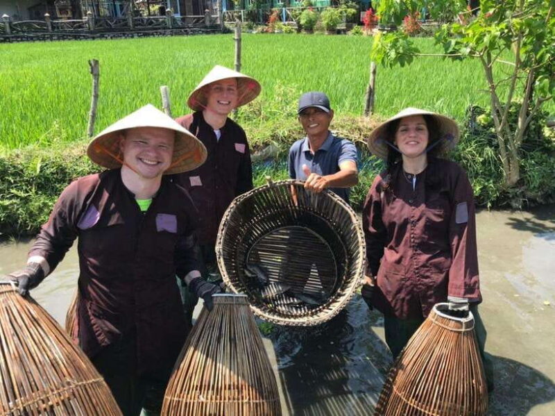 Hoi An : Eco Bicycle Tour with Basket Boat Ride and Lunch - Who Should Join This Tour?