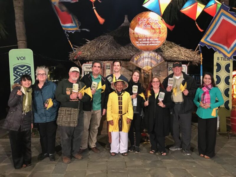 Hoi An: Evening Food Tour with 7 Tastings and Boat Trip - The Cultural and Social Experience