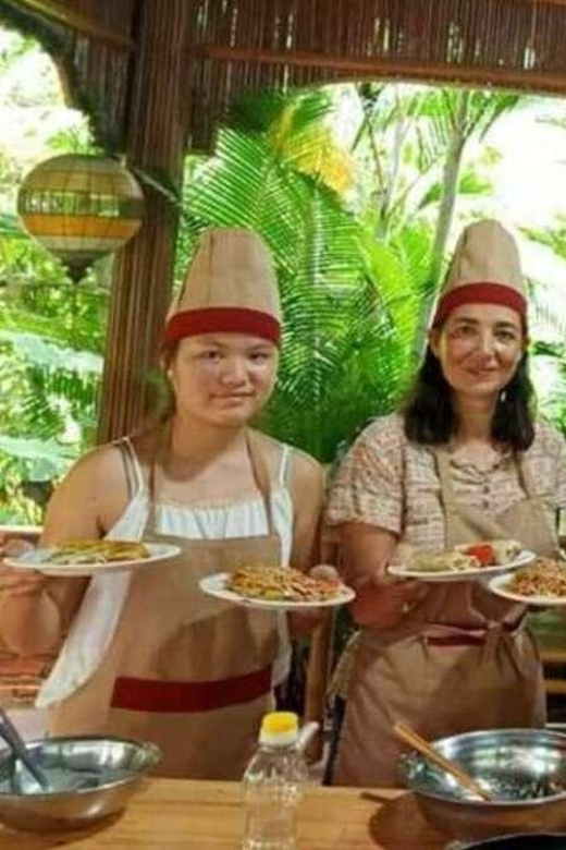 Hoi An: Evening traditional cooking class with local Chef - Meeting Points and Logistics