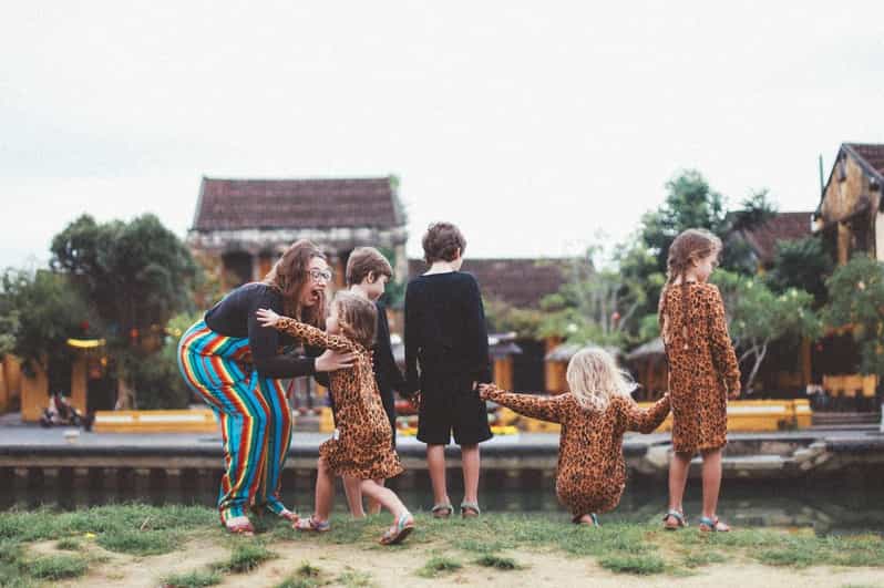 Hoi An Family photoshoot with professional photographer - Key Points
