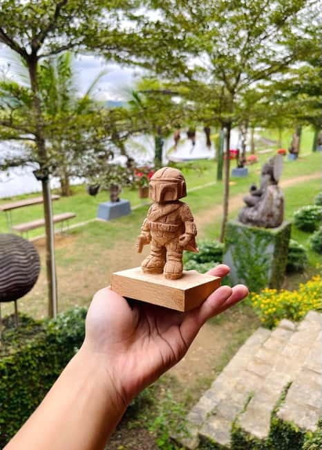 Hoi An Handicraft Workshop: Statue Wood Carving - The Journey Begins: From Hoi An to Gonoi Village
