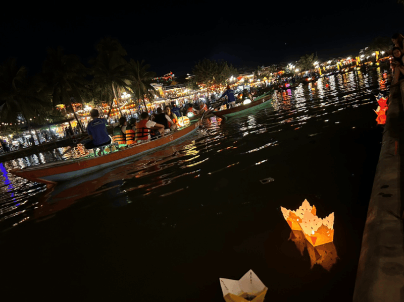 Hoi An: Hoai River Boat Ride & Lantern Release Experience - Who Will Enjoy This Experience?