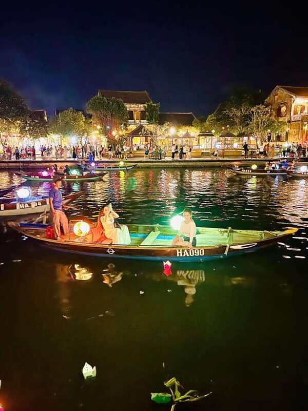 Hoi An: Hoai River Boat Ride with Flower Lantern Release - The Experience Provider