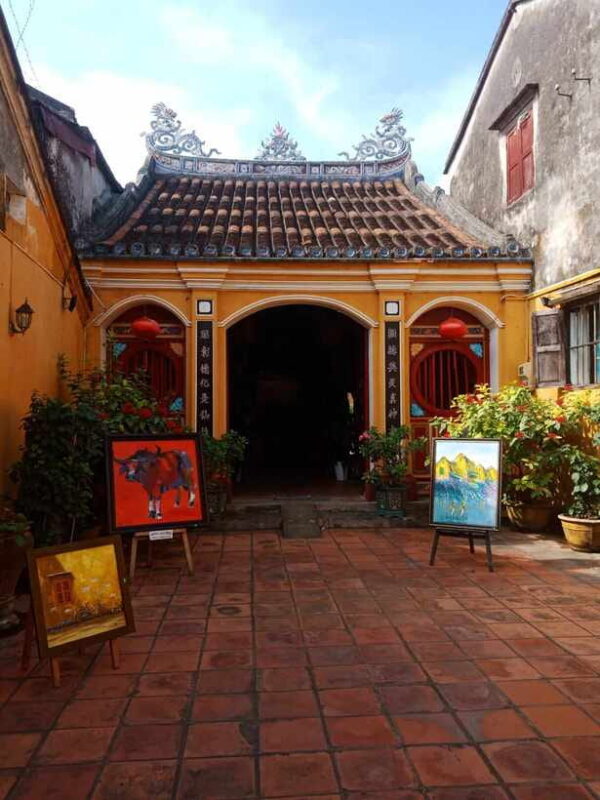 Hoi An: Hoai River Boat Trip by Night with Release Lantern - Key Points