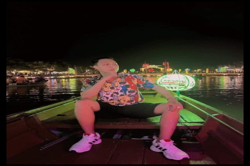 Hoi An : Lantern Boat Ride & Release Lanterns - What to Expect from the Lantern Boat Ride in Hoi An