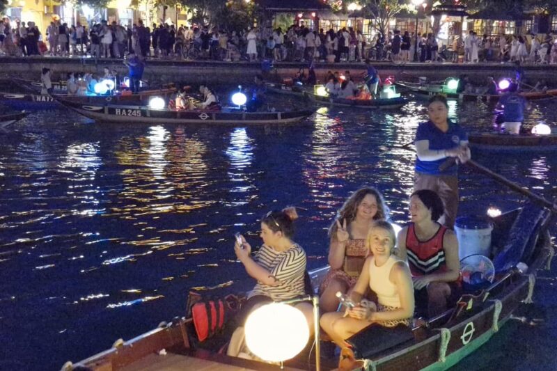 Hoi An : Lantern Boat Ride & Release Lanterns - Who Should Consider This Tour?