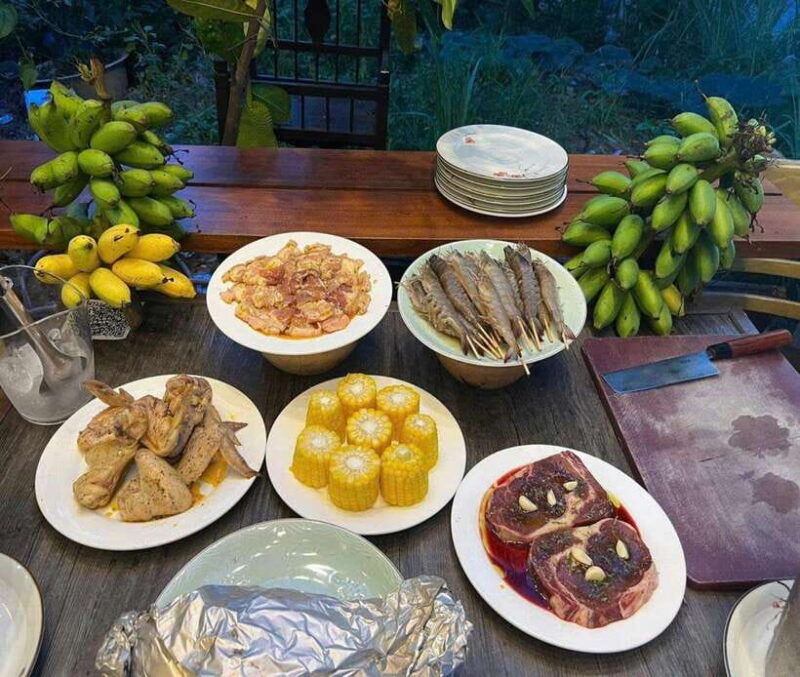 Hoi An: Local Dinner with BBQ in Professional Chef - Logistics and Practicalities