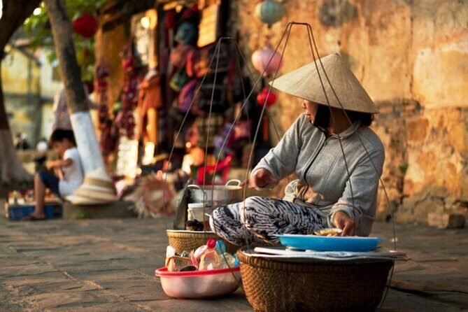 Hoi An Local Food by Motorbike and Teh Dar Bamboo Circus Show - Exploring the Itinerary in Detail