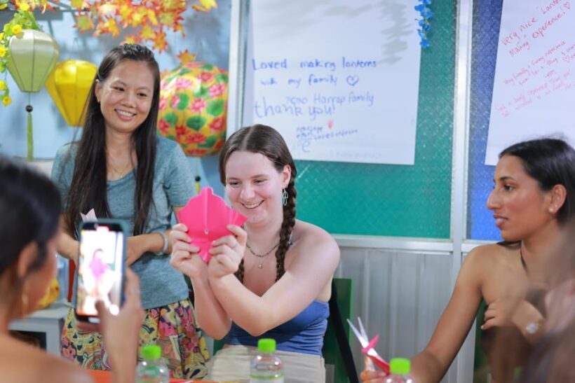 Hoi An : Making Lantern Class With Lantern Boat Trip. - Key Points