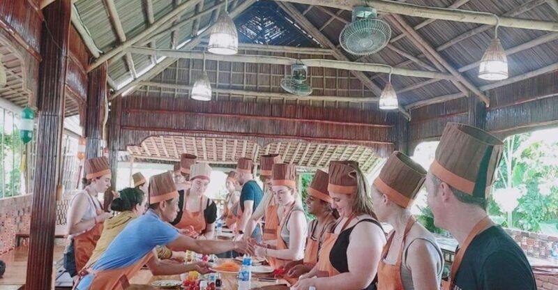Hoi An: Making Lantern &Cooking Class with Basket Boat Ride - Analyzing the Value