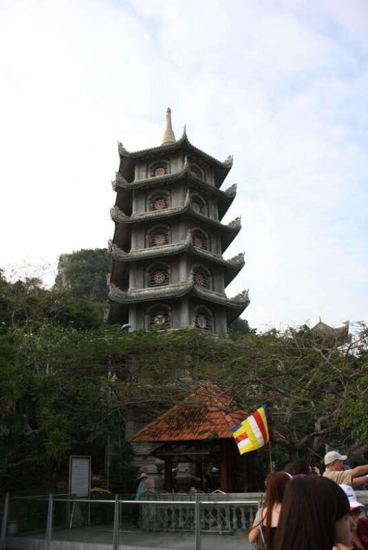 Hoi An: Marble Mountains, Am Phu Cave and Lady Buddha Tour - FAQs