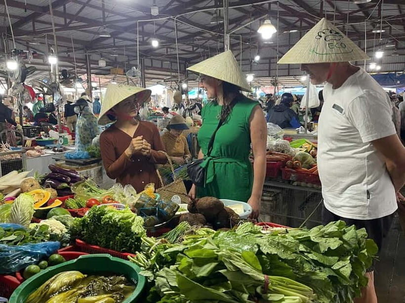 Hoi An: Market Visit, Basket Boat Ride, and Cooking Class - Additional Comforts and Practical Details