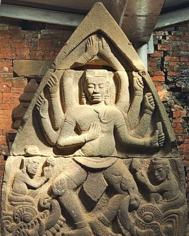 Hoi An: My Son Early Morning Tour w Banhmi and Coffee - Key Points