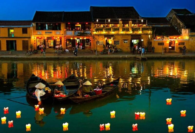 Hoi An: Night Boat Trip and Release Lantern at Hoai River - The Practical Details
